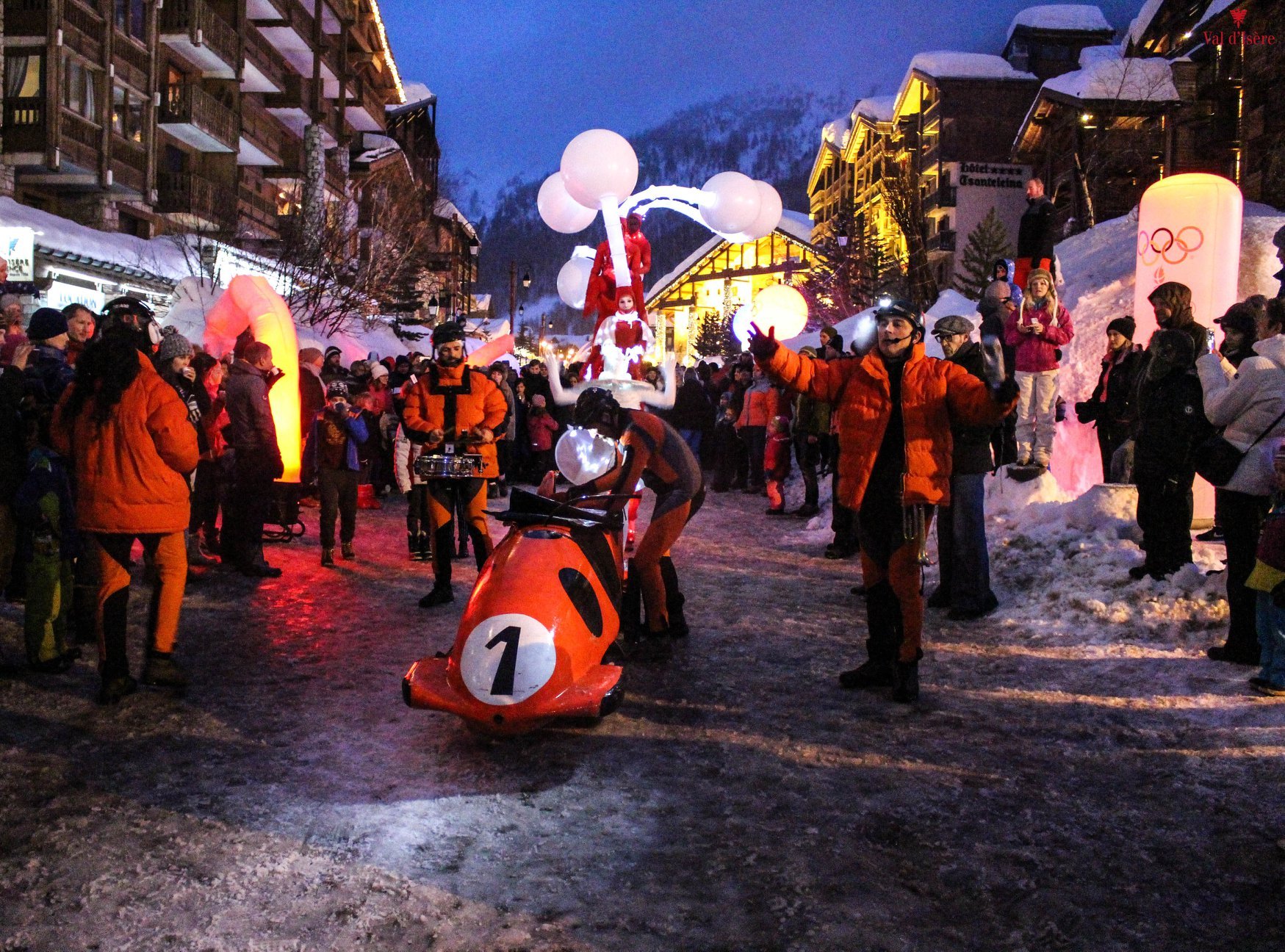 0000 val carnival - Valdisere Location